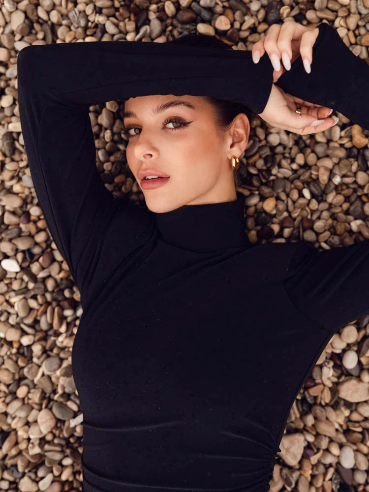 Mode Around the Globe: Ashley Marie Dickerson – modeliste-mag