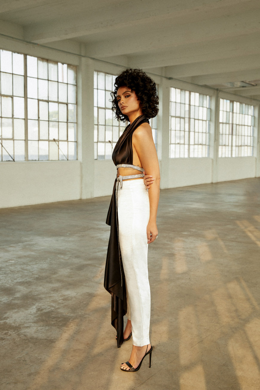 20 Questions with Nazanin Mandi – modeliste-mag